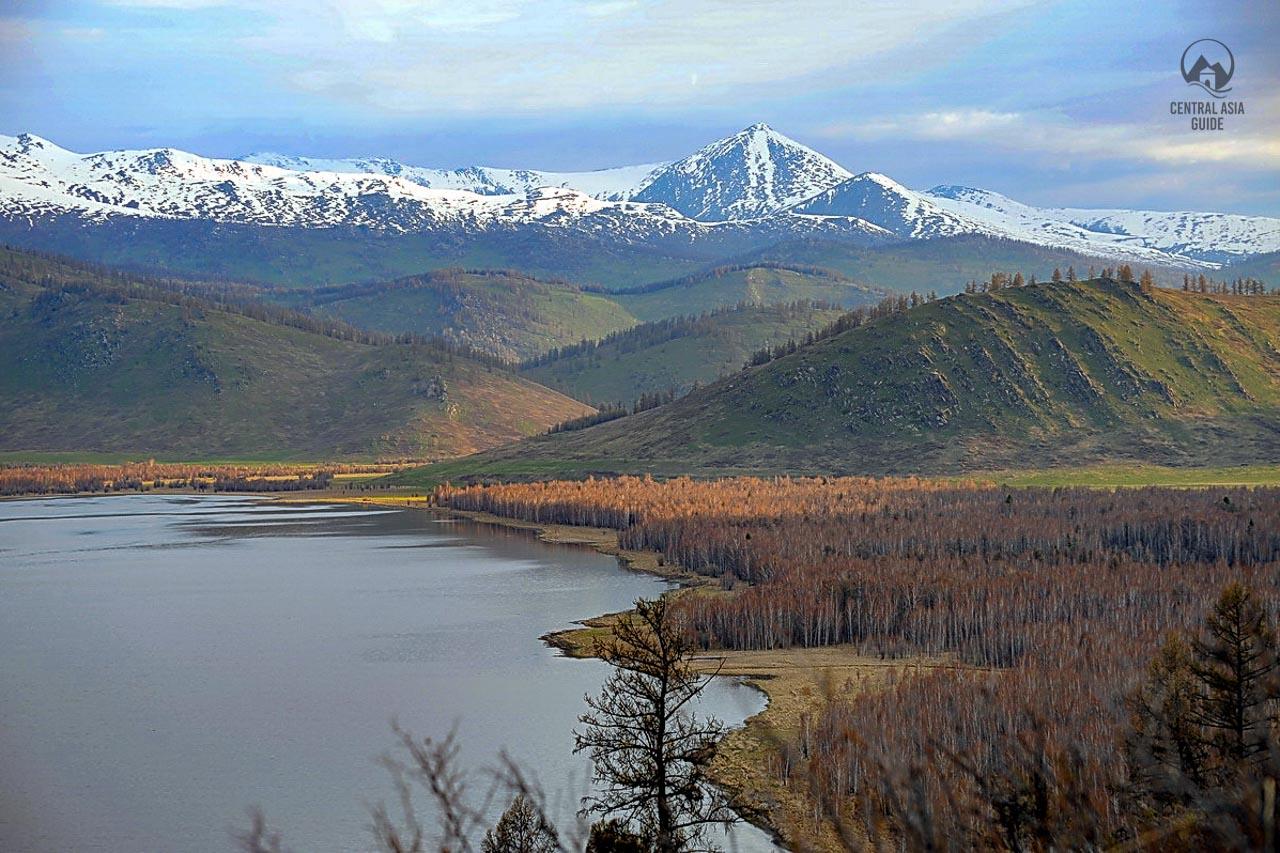 Kazakhstan lakes and seas - Central Asia Guide
