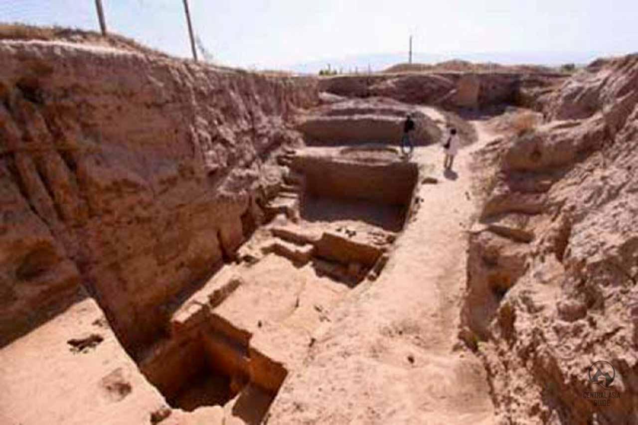 Dalverzin tepe - Central Asia Guide